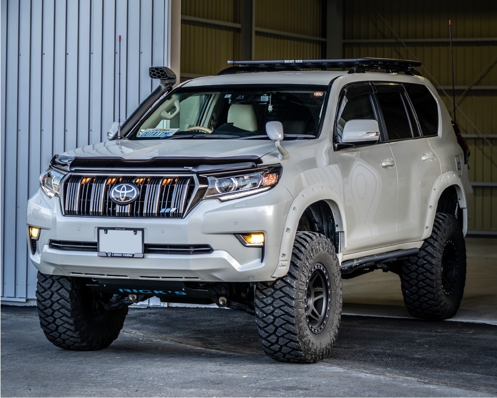 LC PRADO｜カスタム事例｜B4L | 群馬の四駆カスタムショップ